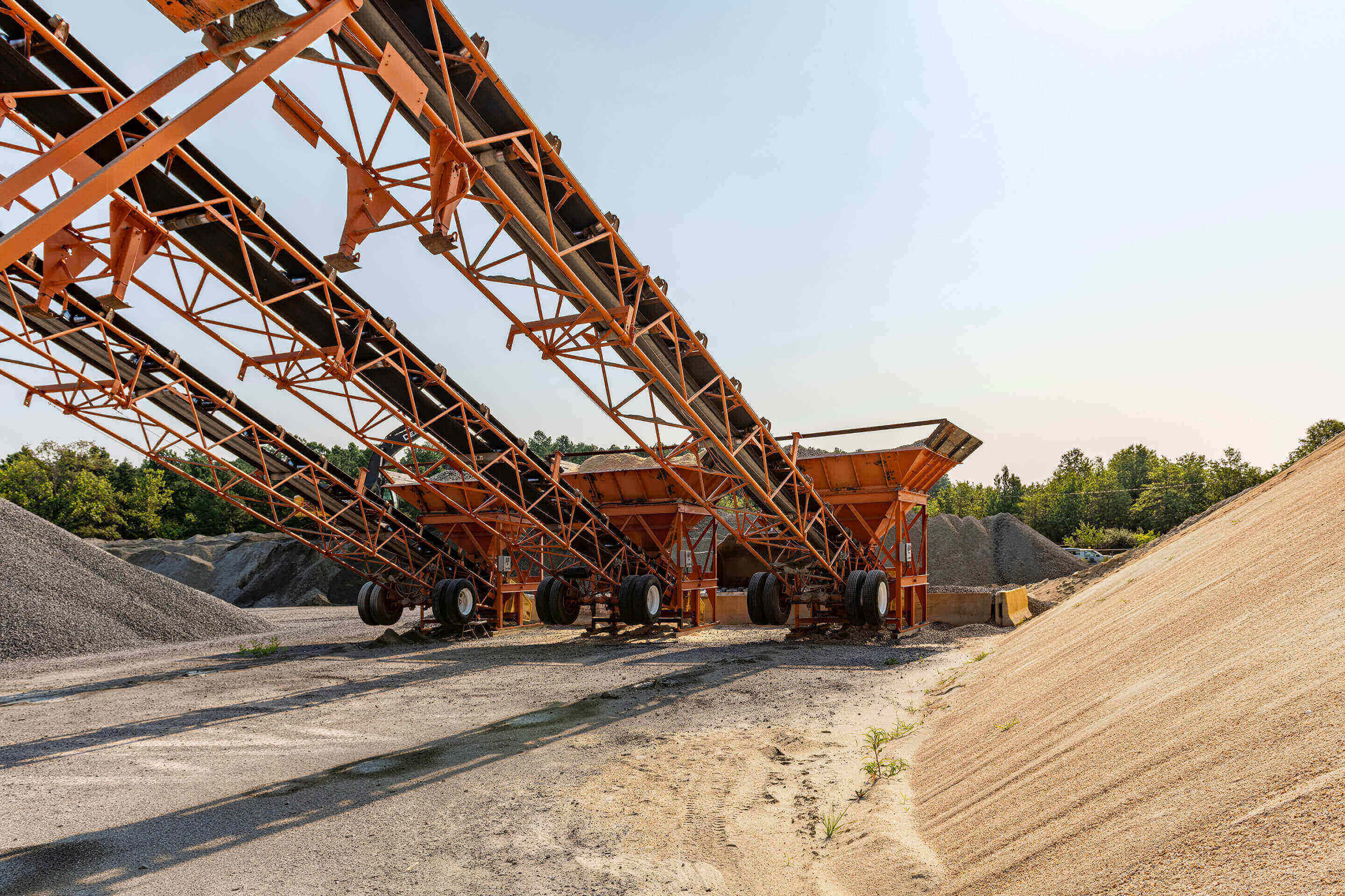 Consistency Key to Paving Airport Runways - Astec