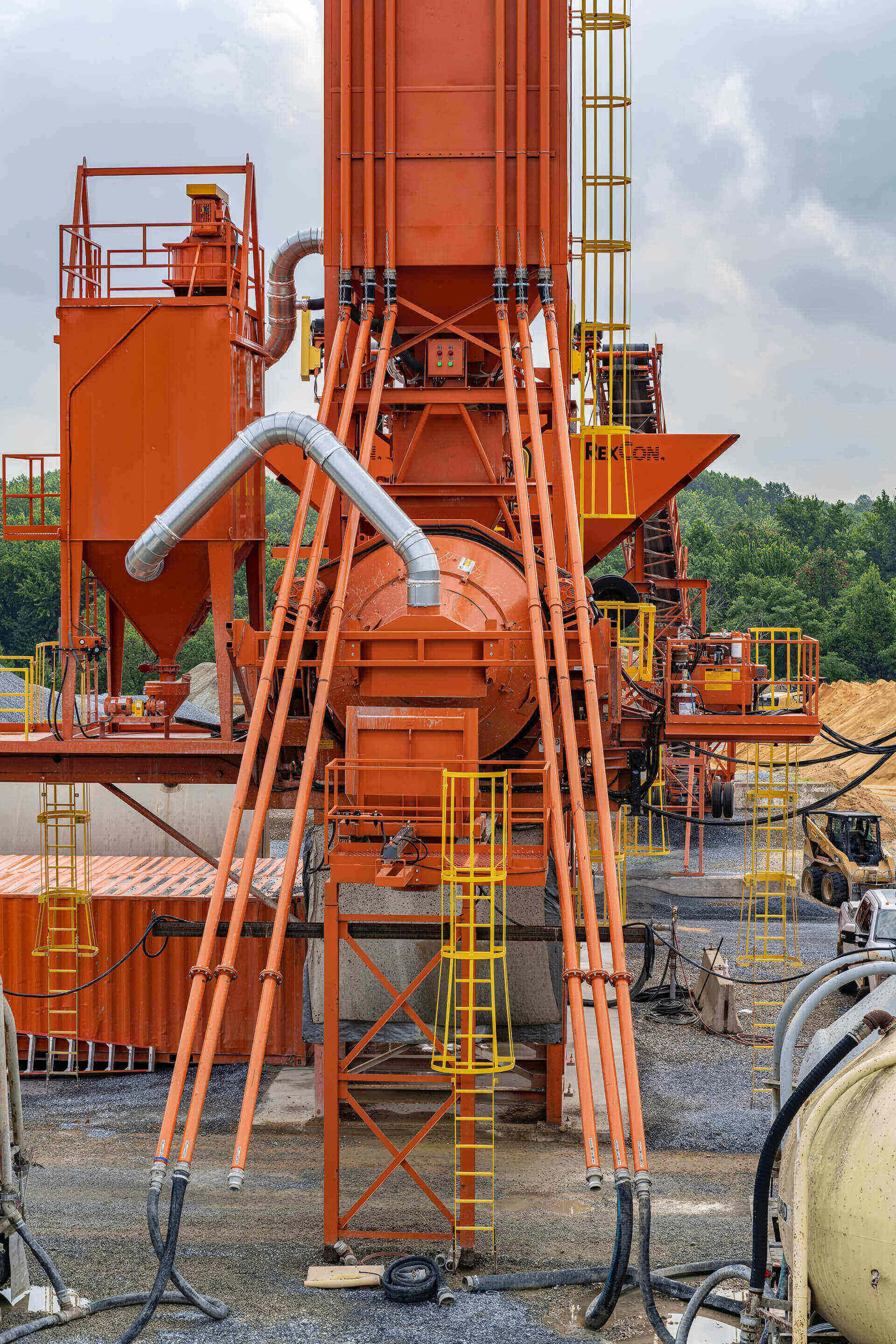 Consistency Key to Paving Airport Runways - Astec