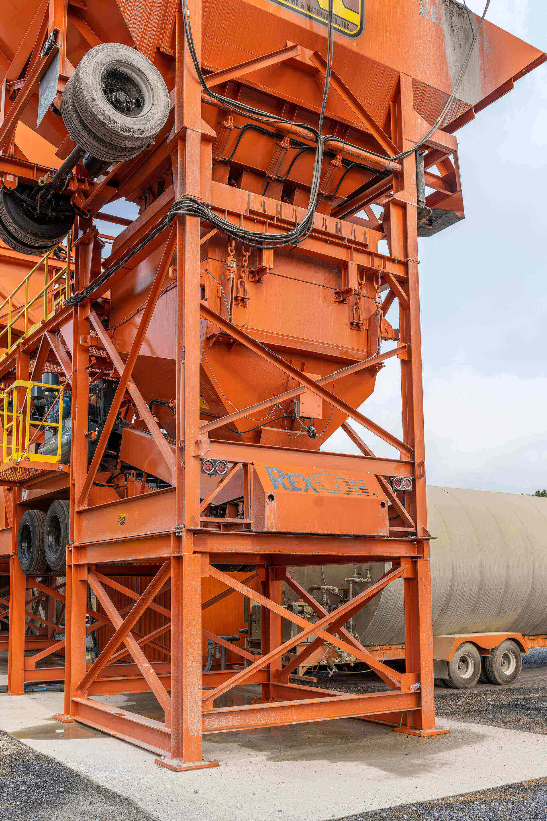 Consistency Key to Paving Airport Runways - Astec