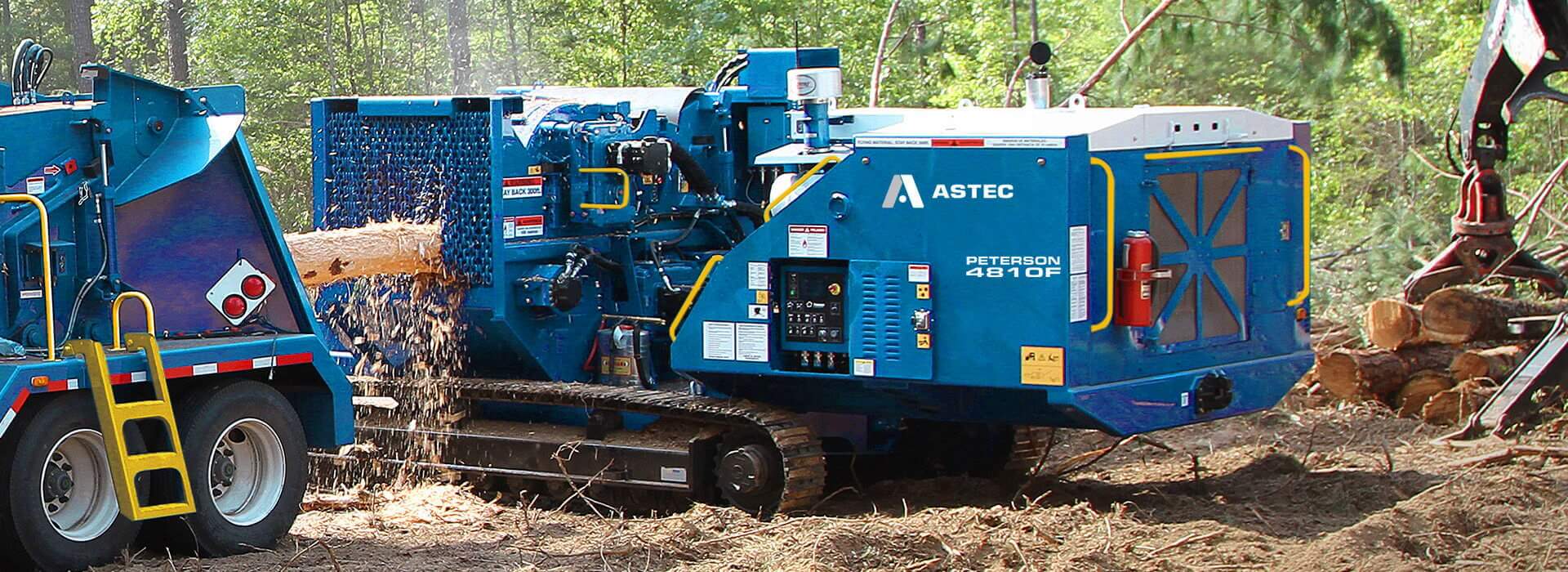 Peterson 5000H Whole Tree Chipper - Astec